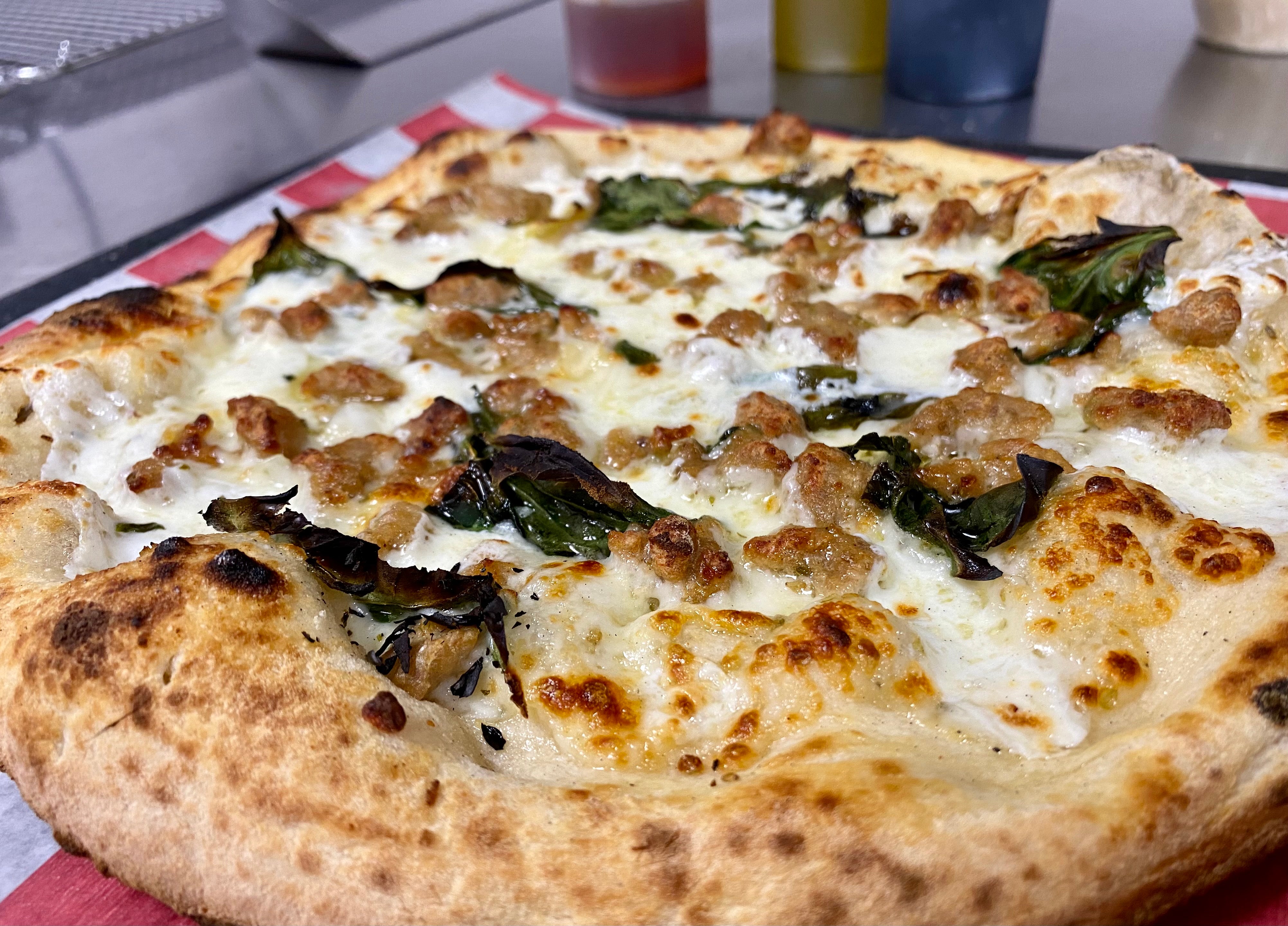 *Sausage Bianca | Pizza Baker